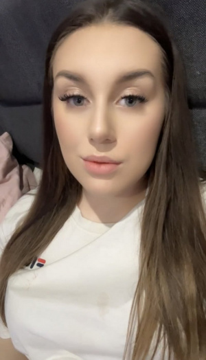 Bd5vy626qr, Kobieta, Czernikowo | Fotka.com